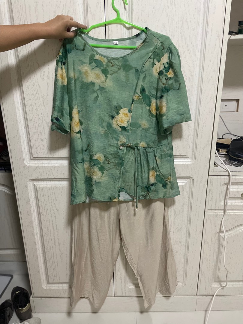 Brand new cloth set, Women's Fashion, Dresses & Sets, Sets or ...