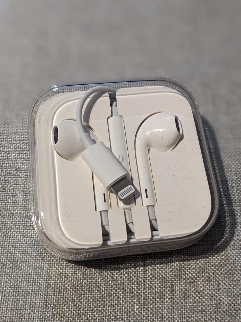 Brand New! EarPods with Lightning Connector, Audio, Earphones on Carousell
