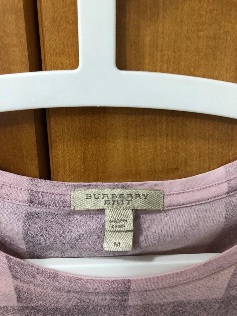 Burberry signature print t shirt, Luxury, Apparel on Carousell