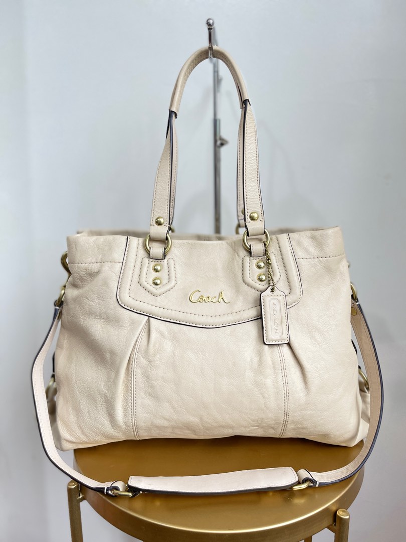 COACH TWO WAY, Luxury, Bags & Wallets on Carousell