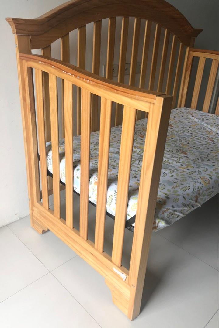 Cuddlebug Riverside 4-in-1 Crib, Babies & Kids, Baby Nursery & Kids ...