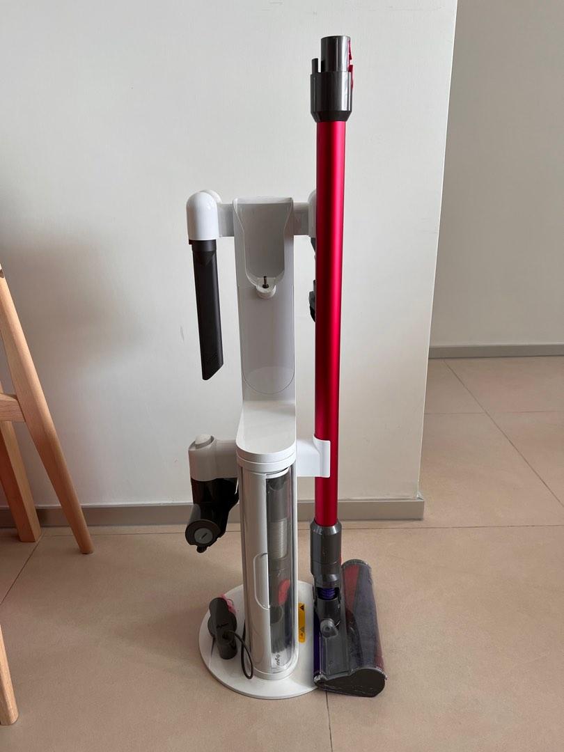 Dyson cyclone v10 dok, 家庭電器, 吸塵機 ＆ 家居清潔電器 - Carousell