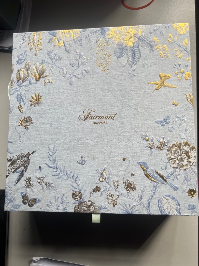 Fairmont Mooncake box (blue), Furniture & Home Living, Kitchenware ...