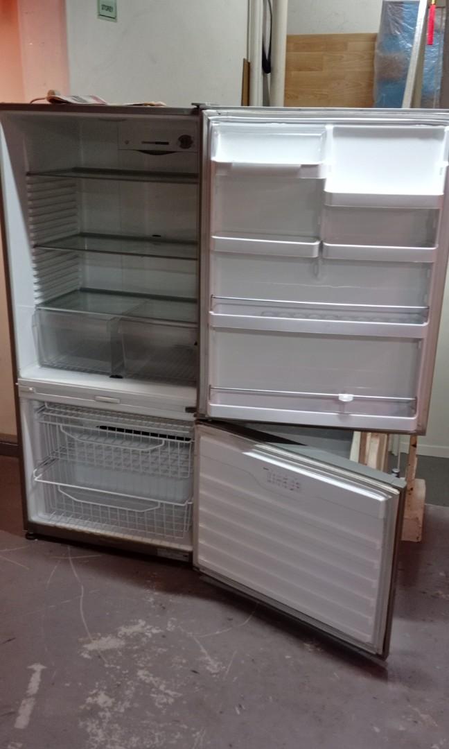 Fisher Paykel Fridge 519 Litres (E522B), TV & Home Appliances, Kitchen ...