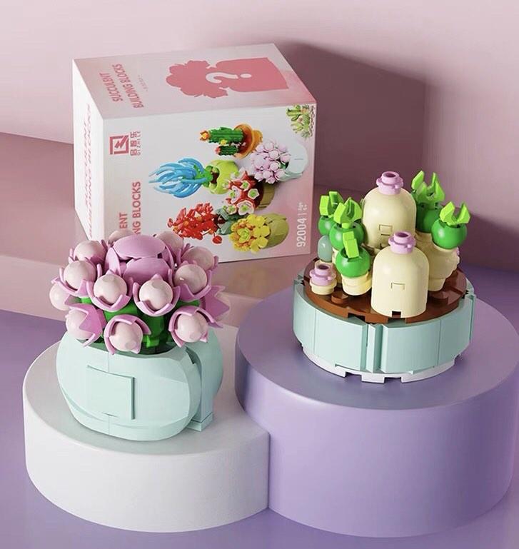 Flower building blocks, Hobbies & Toys, Toys & Games on Carousell