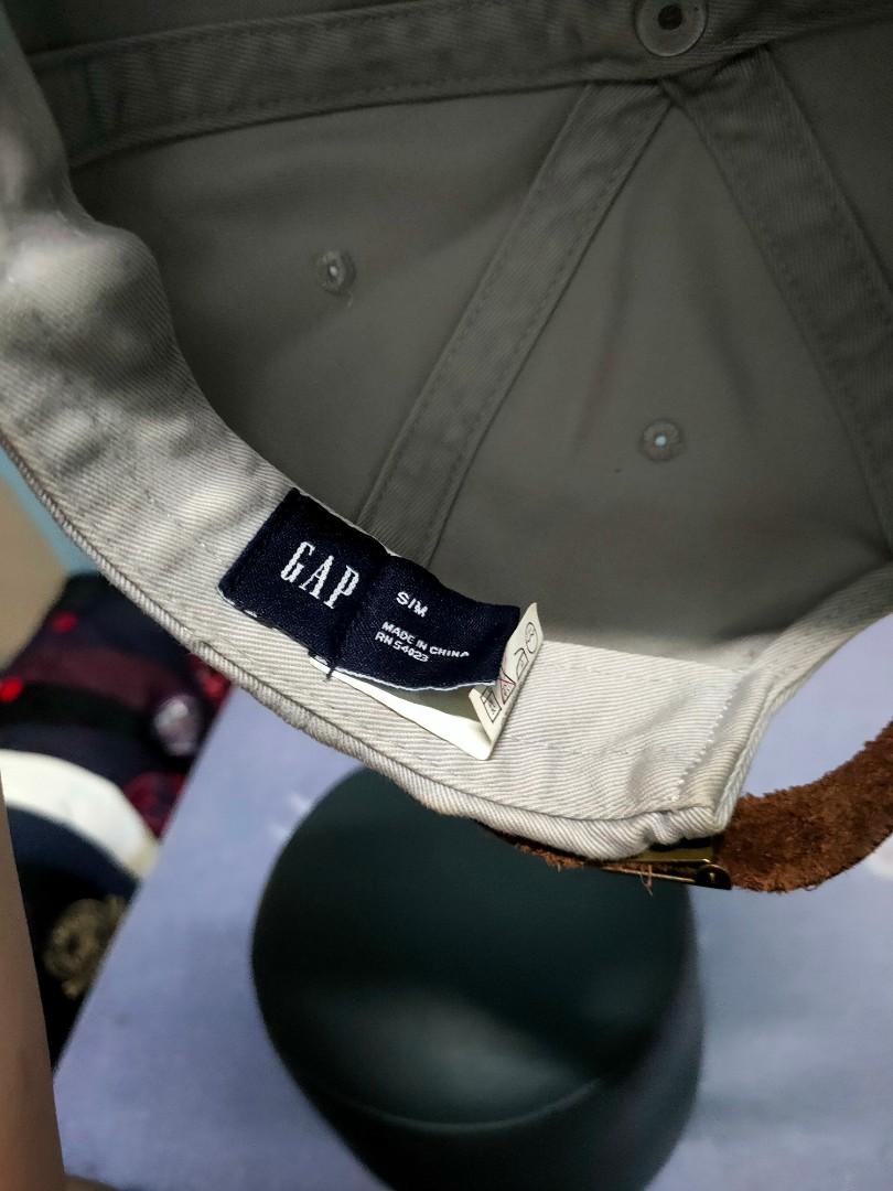 Gap, Men's Fashion, Watches & Accessories, Caps & Hats on Carousell