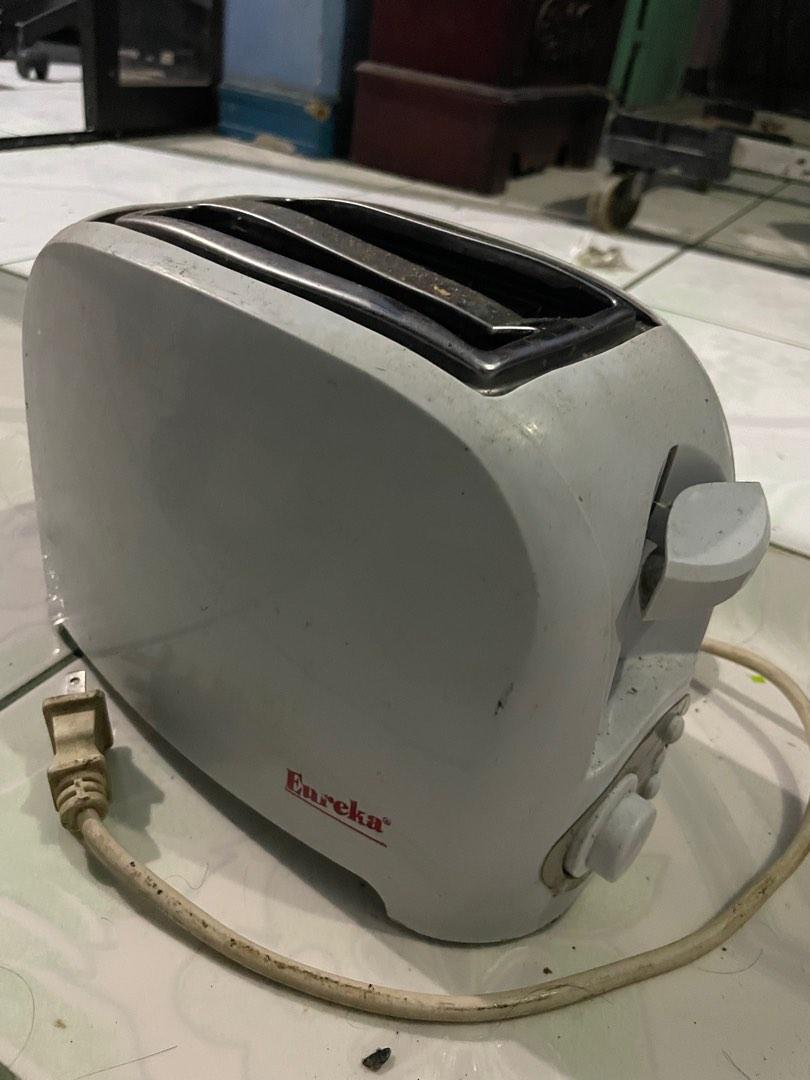 Hanabishi pop up bread toaster, TV & Home Appliances, Kitchen ...