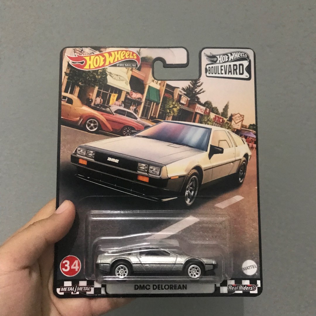 Hot wheels boulevard DMC DELOREAN, Hobbies & Toys, Toys & Games on ...