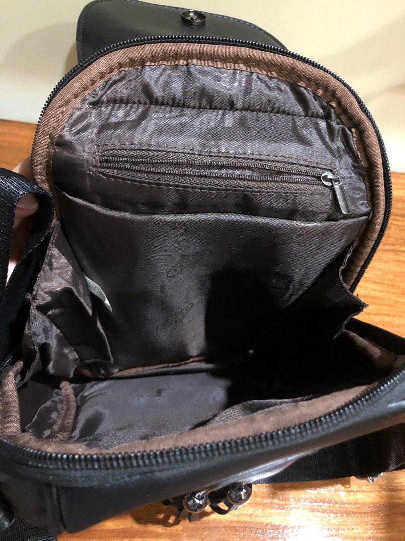 Howru Bag, Women's Fashion, Bags & Wallets, Backpacks on Carousell