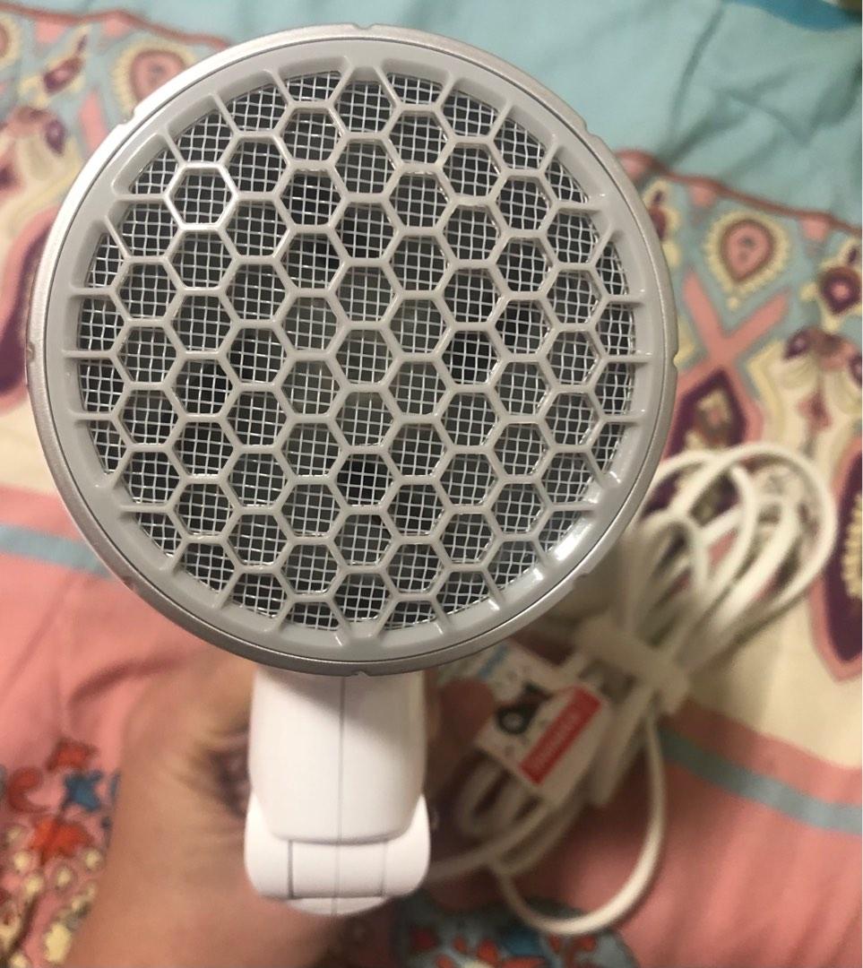 Kiss Blower, Beauty & Personal Care, Hair on Carousell