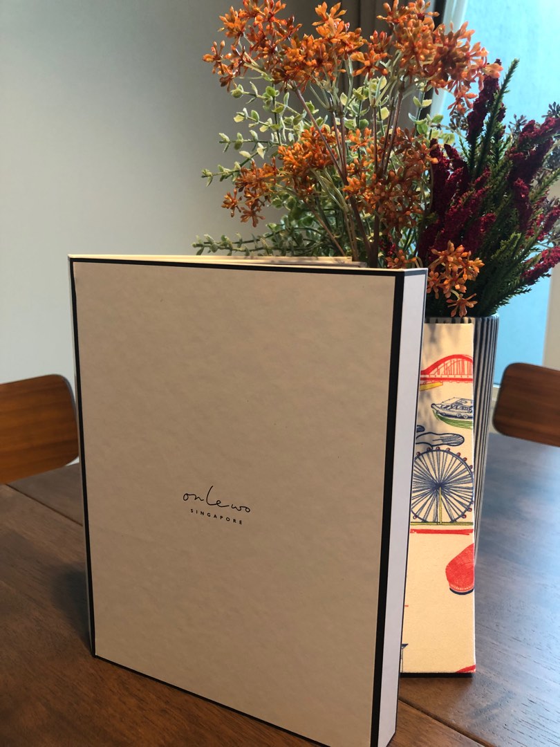 LIMITED EDITION Onlewo Singapore Landmarks notebook, Computers & Tech ...