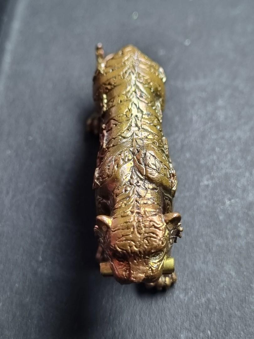 LP Wan Roop Lor Chao Phayak Run Klang Sombat BE2560 Thai Amulet, Hobbies & Toys, Memorabilia ...