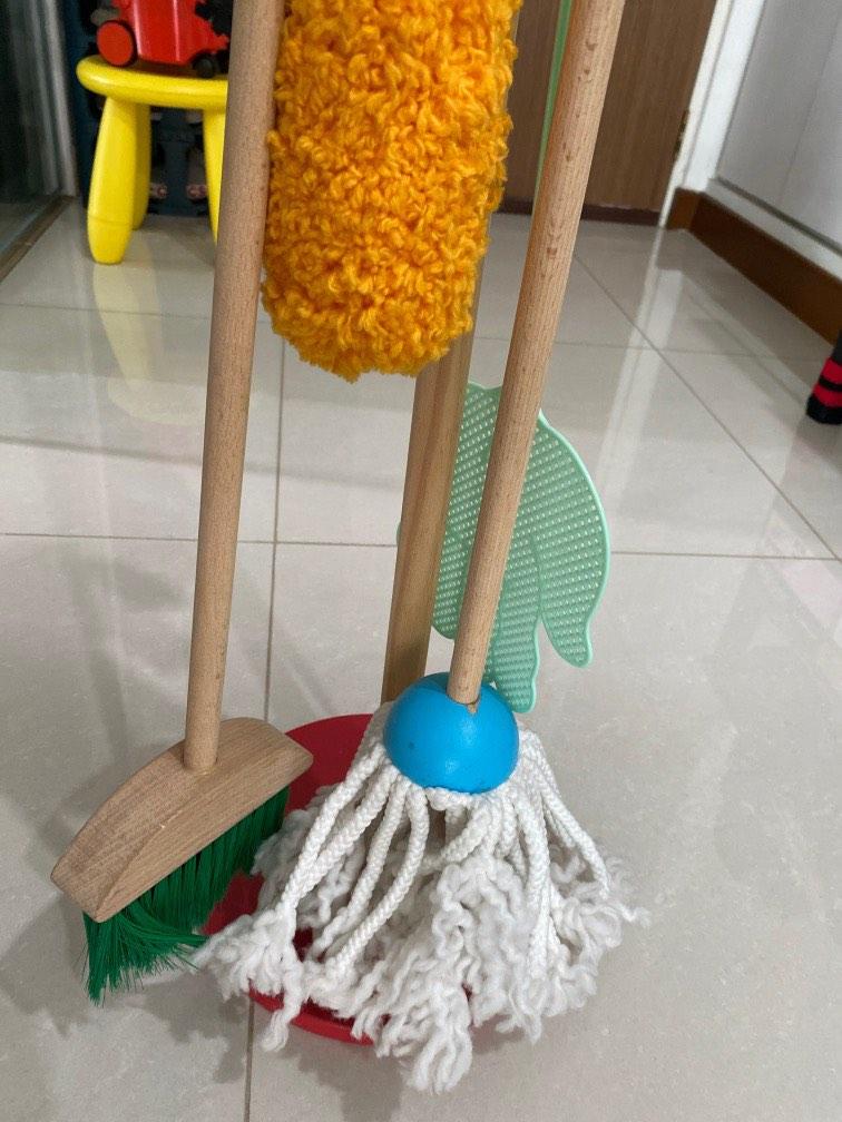 Melissa n Doug cleaning set, Babies & Kids, Infant Playtime on Carousell