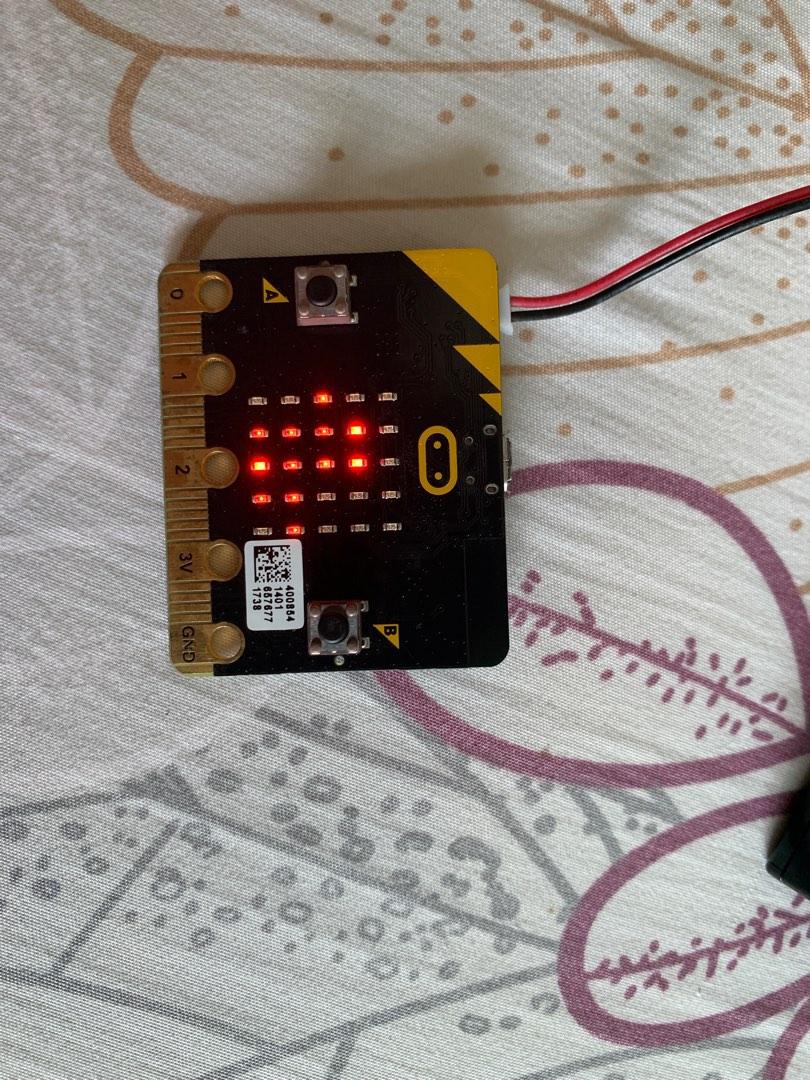 Microbit v1.3b go start kit with kittenbot rubber case, Computers ...