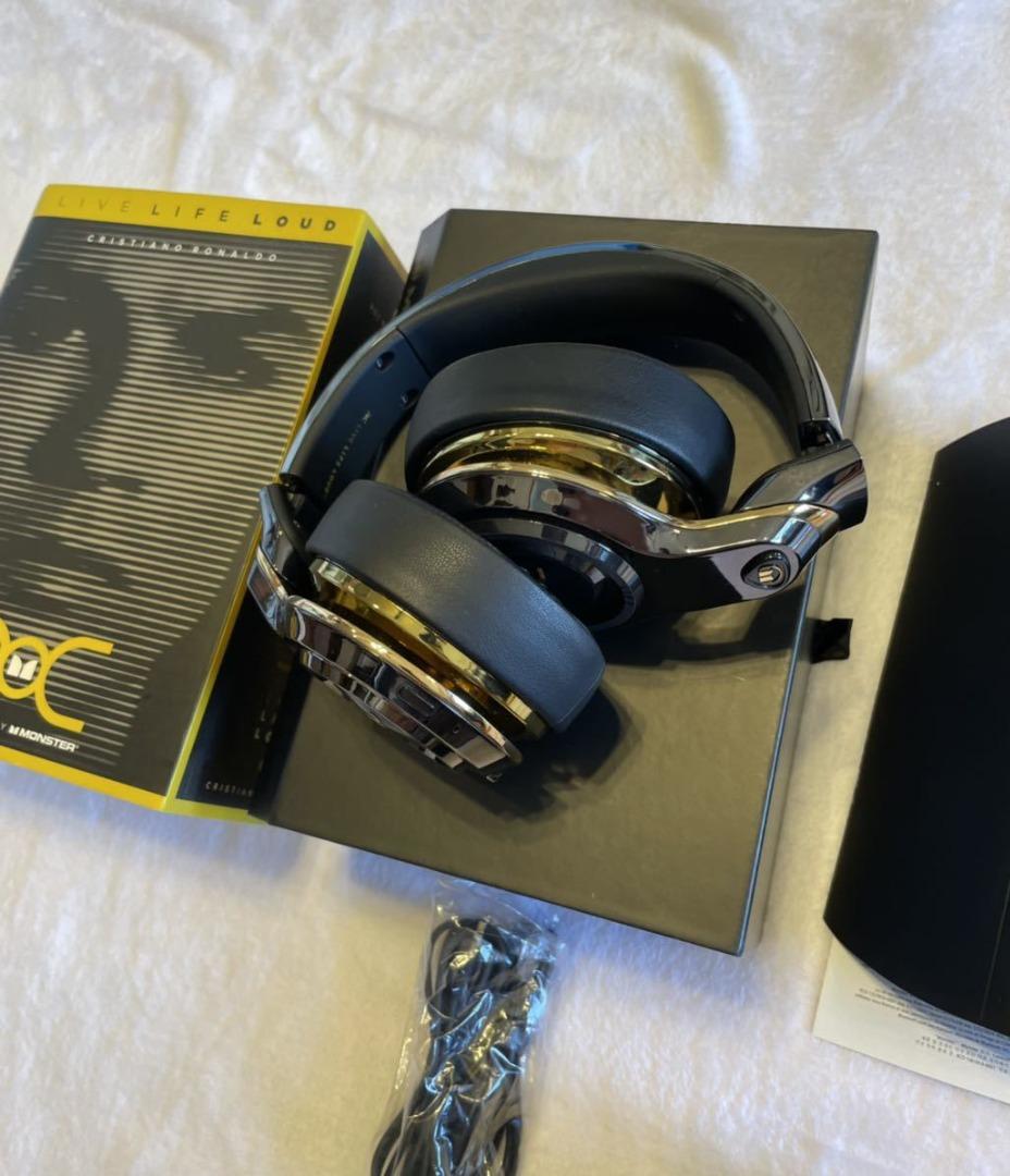 Monster ROC Sport Black Platinum Over Ear Headphones "Cristiano Ronaldo ...
