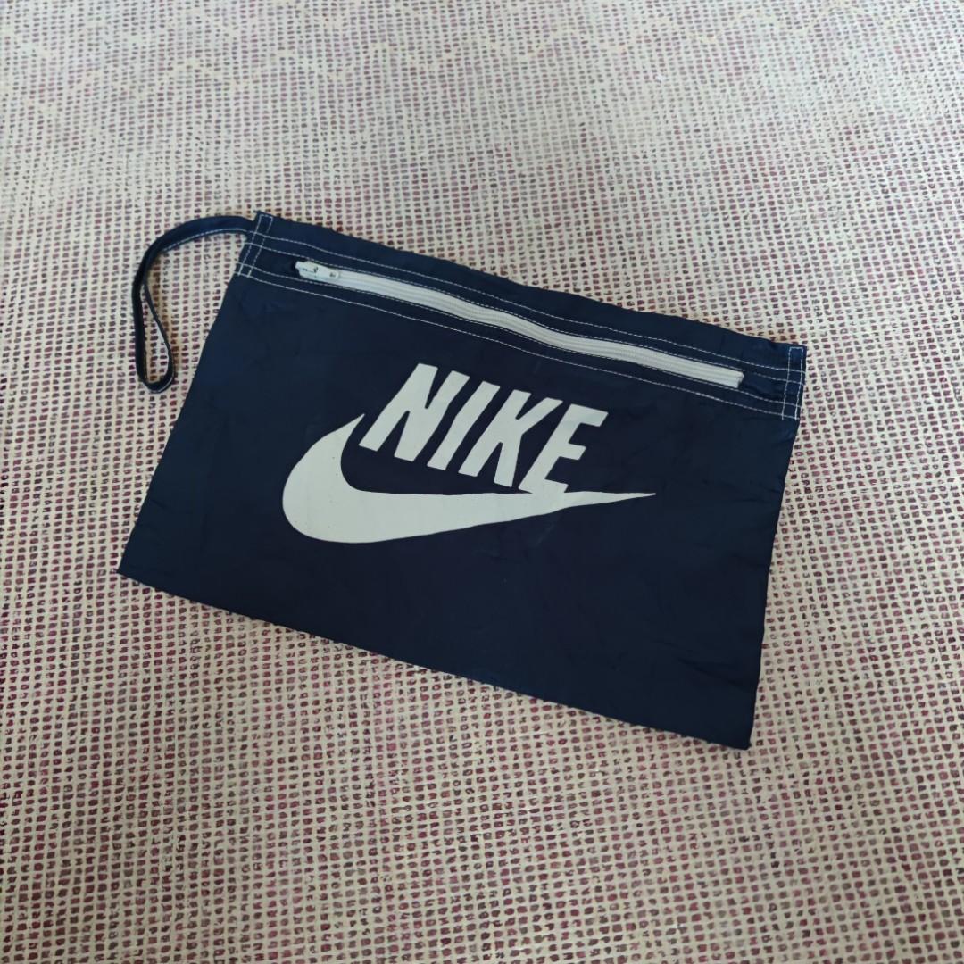 NIKE (BOLEH LETAK FON/ROKOK/WALLET), Men's Fashion, Bags, Belt bags ...