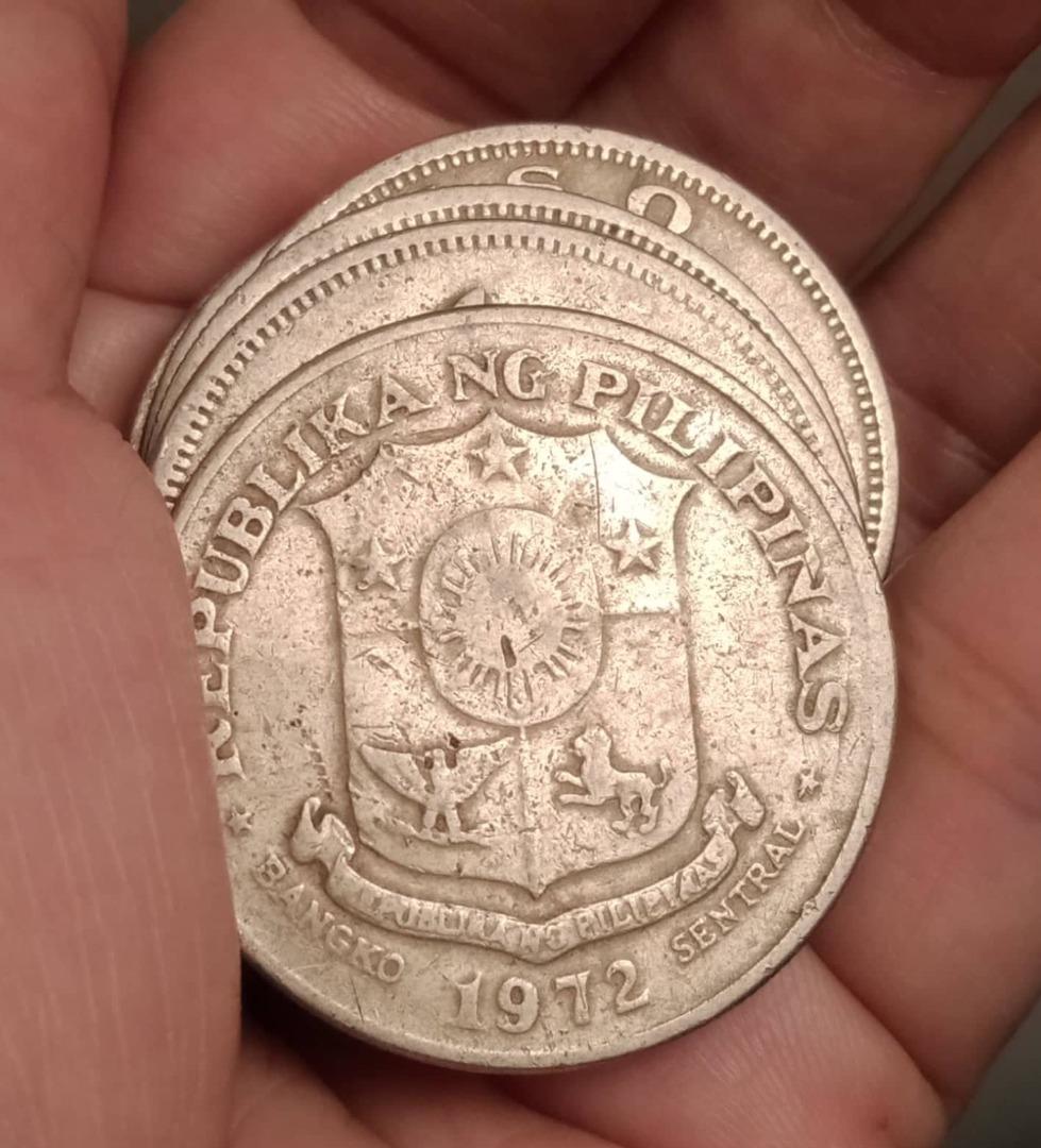 ONE PESO COIN 1972 (12) / 1974 (6), Hobbies & Toys, Memorabilia ...