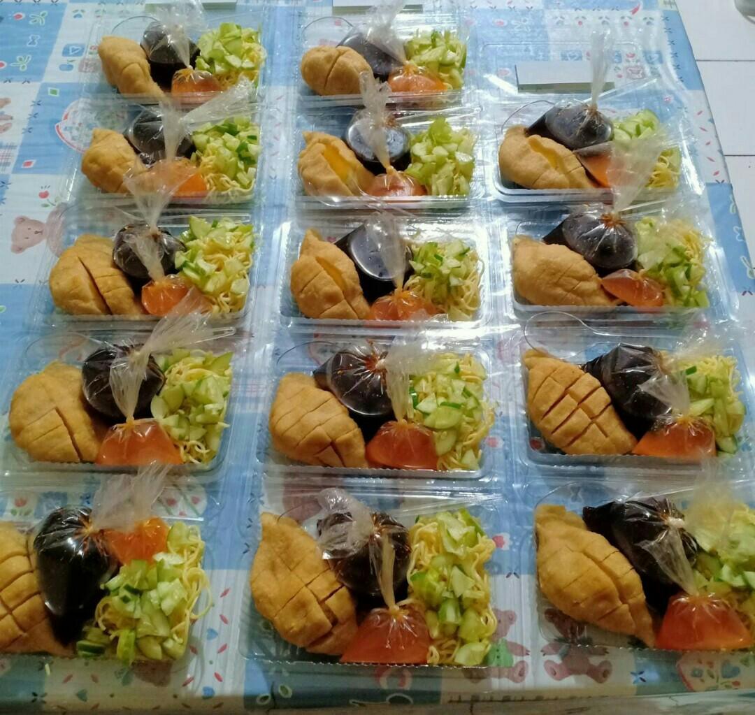 Pempek Palembang Lenjer Besar (17000) Kapal Selam (19000) dan Lenggang ...