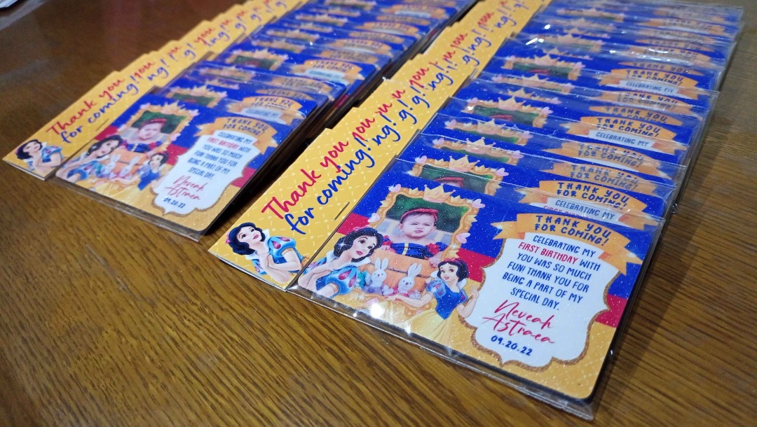 Ref magnet souvenirs for birthday, baptism, christening, wedding, debut ...