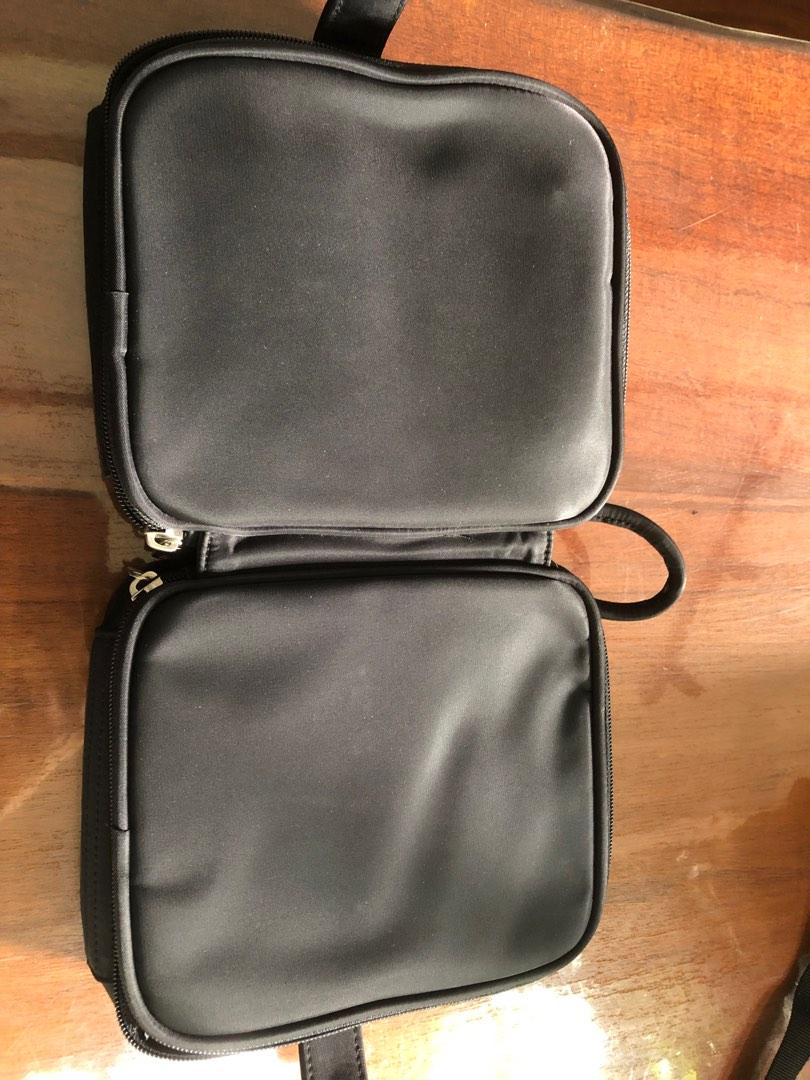 Samsonite travel pouch, Women's Fashion, Bags & Wallets, Purses ...