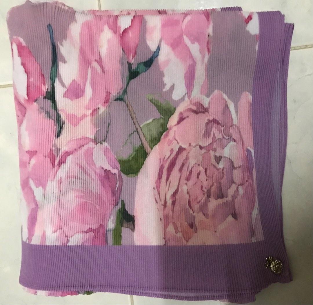 Sugarscarf pleats in bewitched, Women's Fashion, Muslimah Fashion ...