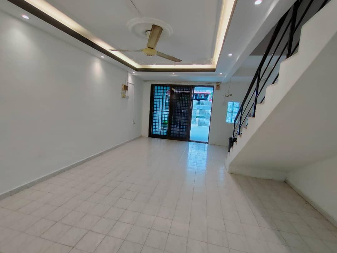 Taman Johor Jaya 2 Storey Low Cost,Renovated,Jalan Keembong, Property ...