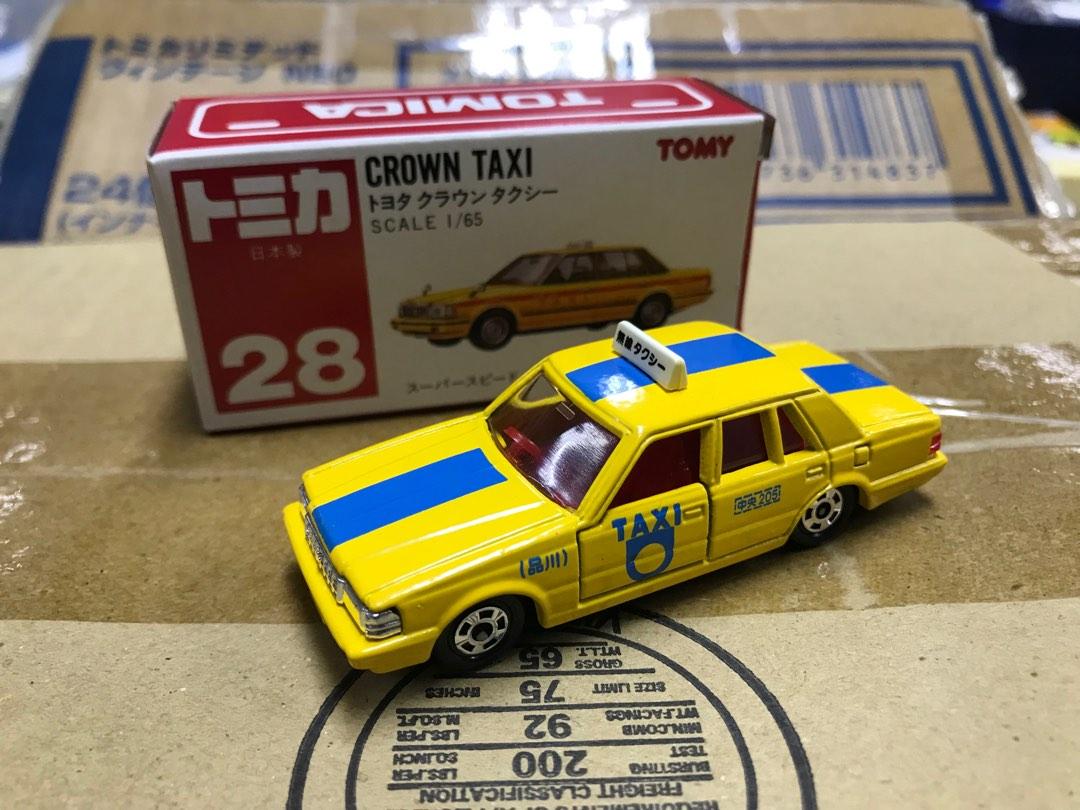 Tomica 28 crown taxi made in japan, 興趣及遊戲, 玩具 & 遊戲類 - Carousell