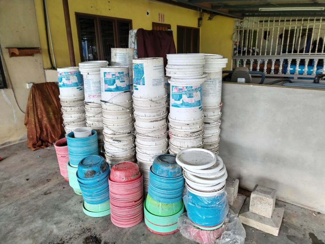 Tong cat secondhand (dalaman tanpa bekas cat), Everything Else, Others ...