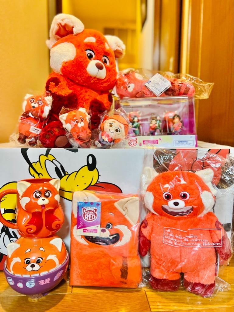 TURNING RED 4" GLOWY EYES KEYCHAIN/ AUTHENTIC DISNEY / ONHAND AND READY ...