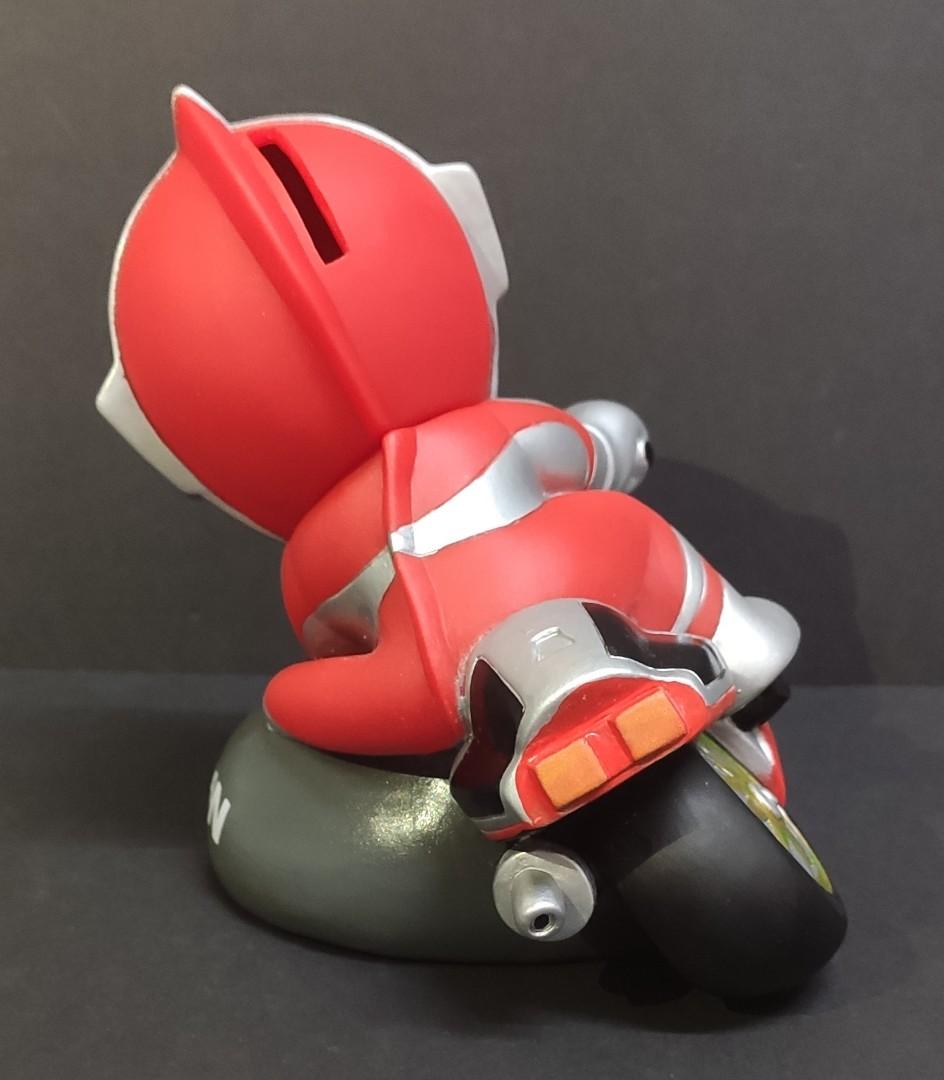 Ultraman Racing 咸蛋超人吉田騎電單車中古絕版錢罂儲錢箱, 興趣及遊戲, 玩具 & 遊戲類 - Carousell