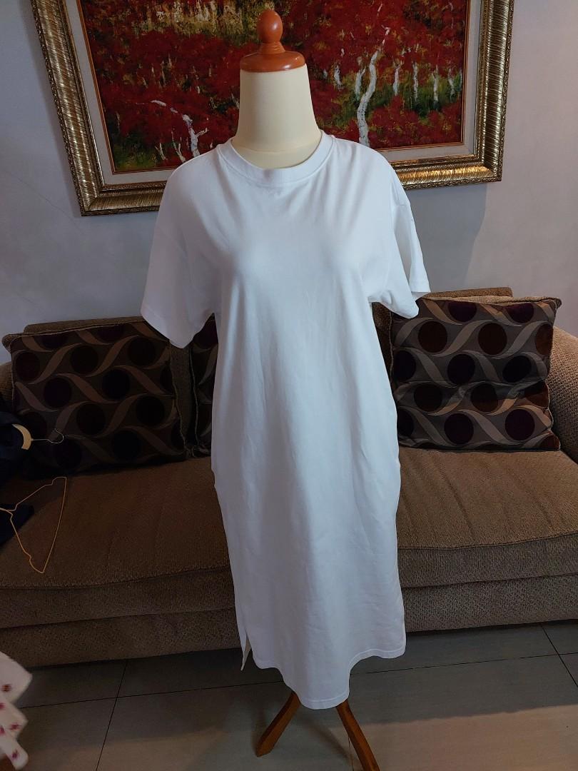 Uniqlo dress, Fesyen Wanita, Pakaian Wanita, Gaun & Rok di Carousell