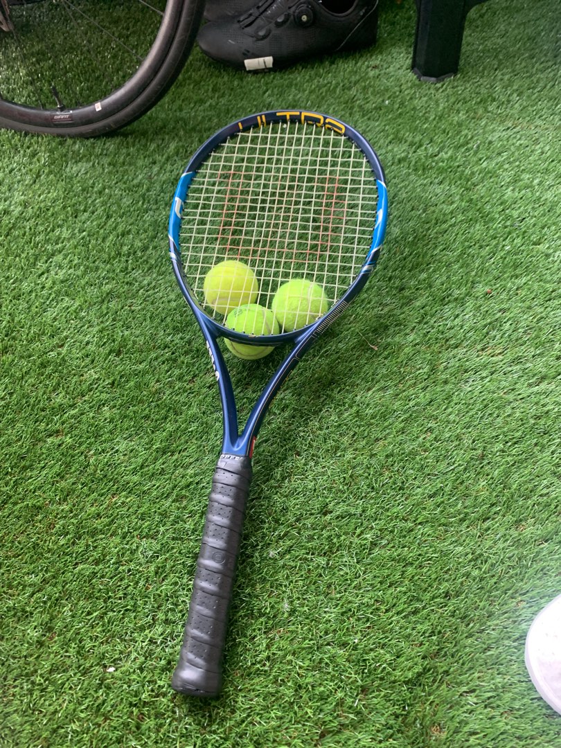 Wilson ultra 97, Sports Equipment, Sports & Games, Racket & Ball Sports ...