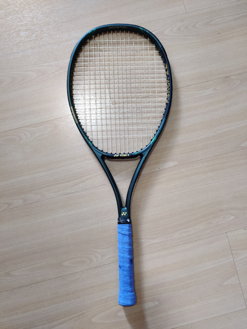 Yonex Vcore Pro 97 310g, Sports Equipment, Sports & Games, Racket ...