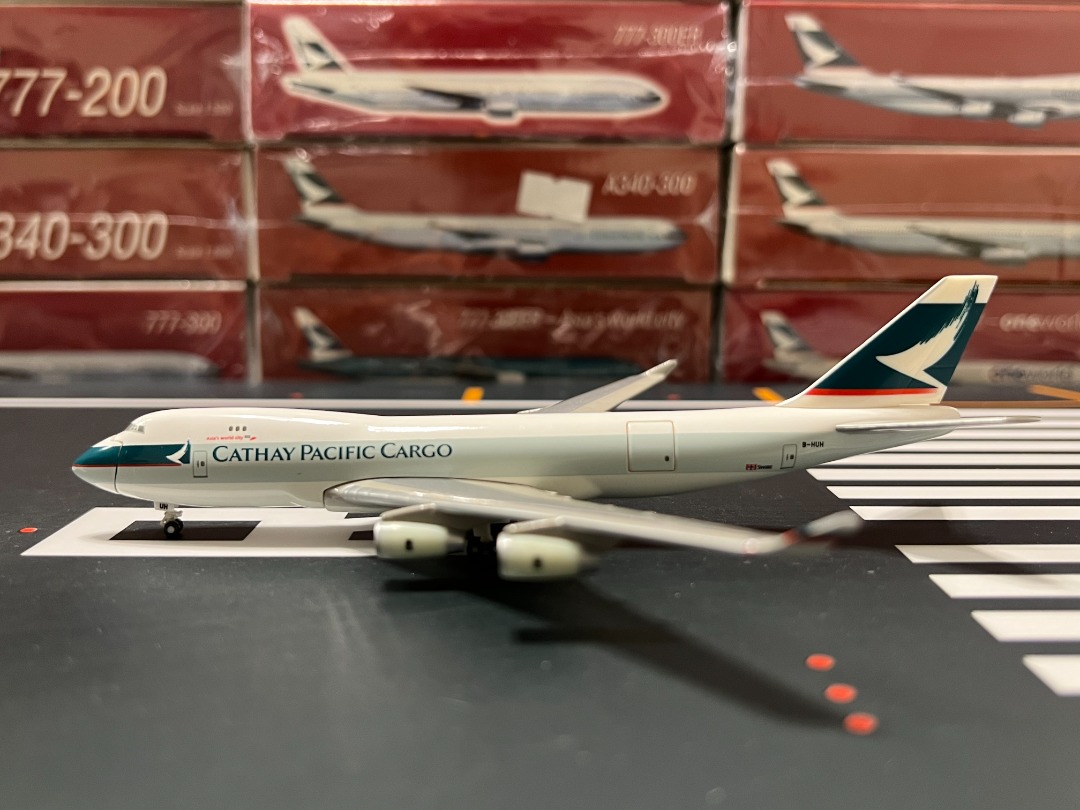 1:500 CATHAY PACIFIC CARGO 國泰航空貨運 飛機模型 收藏品 賣一隻少一隻 BOEING 747-400F波音747-400F NOSE OPEN 全新, 興趣及遊戲 ...