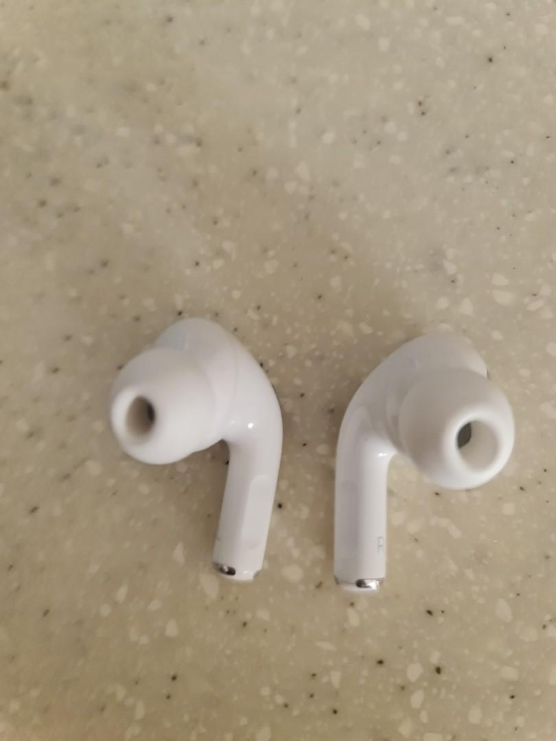Apple Airpods Pro 1st gen, Audio, Earphones on Carousell