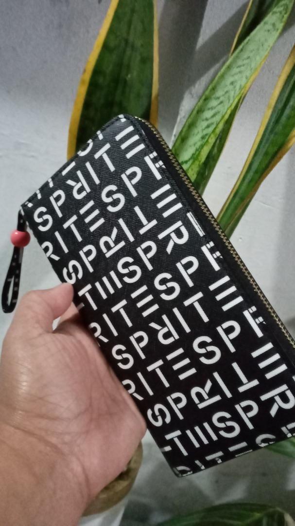 AUTHENTIC ESPRIT ACCORDION WALLET, Luxury, Bags & Wallets on Carousell