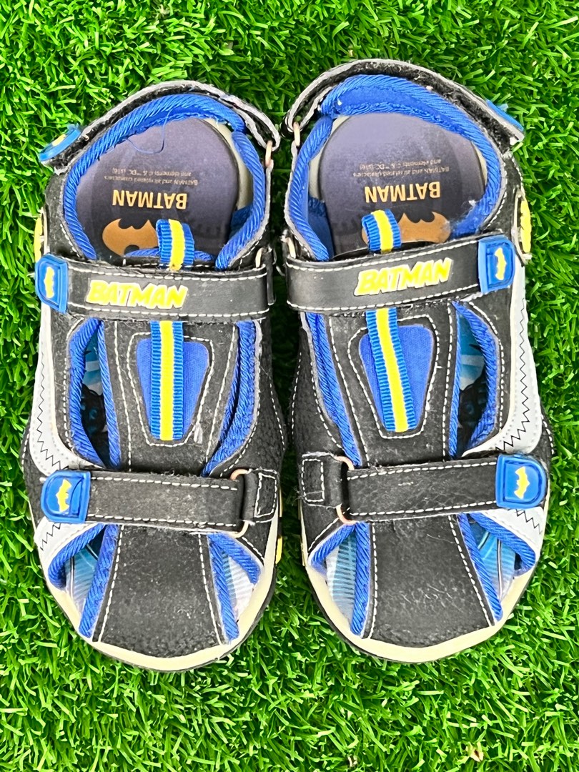 Batman Sandals, Babies & Kids, Babies & Kids Fashion on Carousell