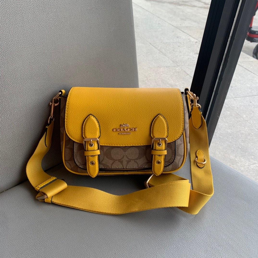 COACH LUCY CROSSBODY IN SIGNATURE CANVAS (COACH C6781), Women's Fashion ...