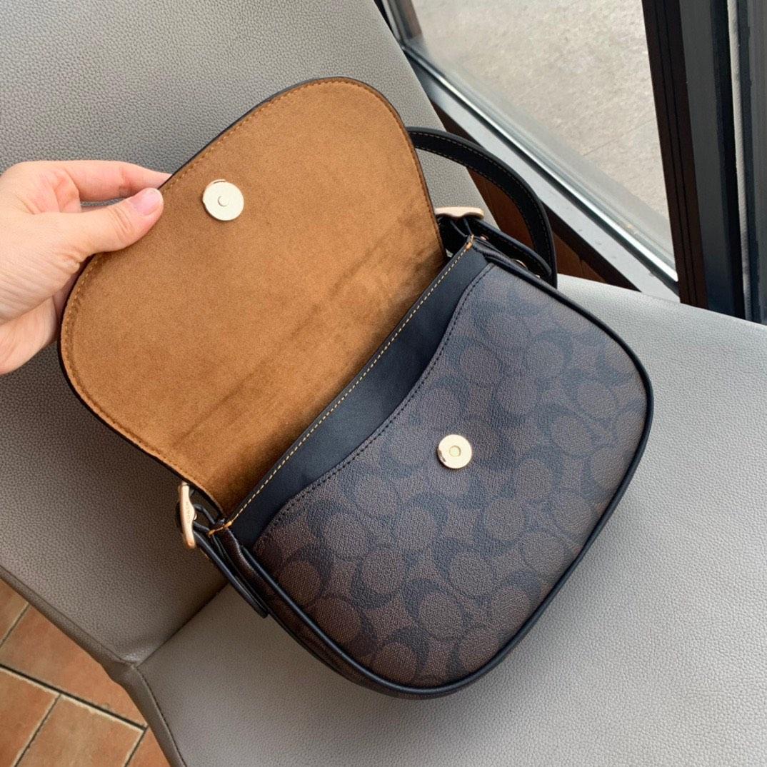 Coach Macie Saddle Bag In Blocked Signature Canvas, Women's Fashion ...