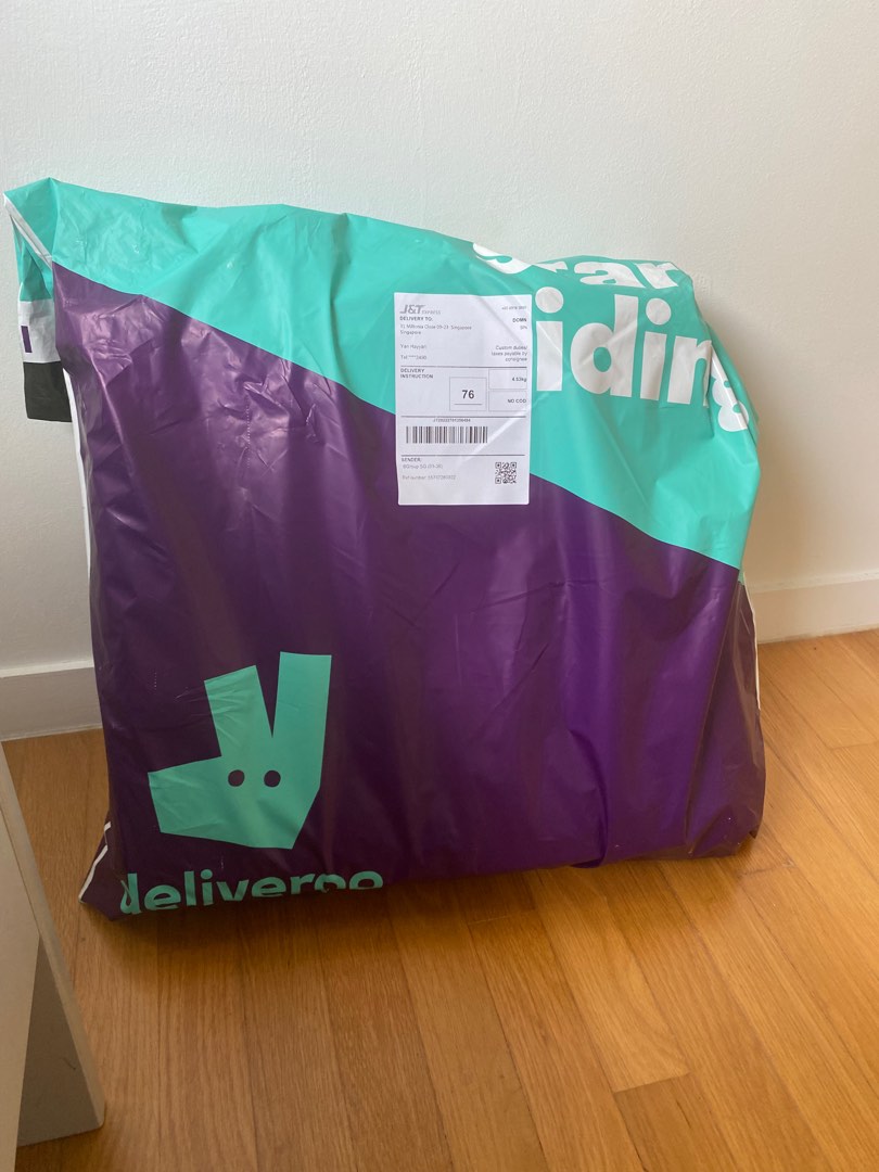 Deliveroo Delivery Kit, Motorcycles, Motorcycle Apparel on Carousell