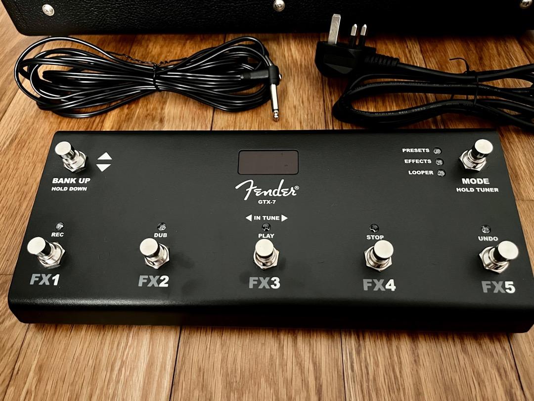 FENDER GTX100 Guitar Amplifier, Hobbies & Toys, Music & Media, Music ...