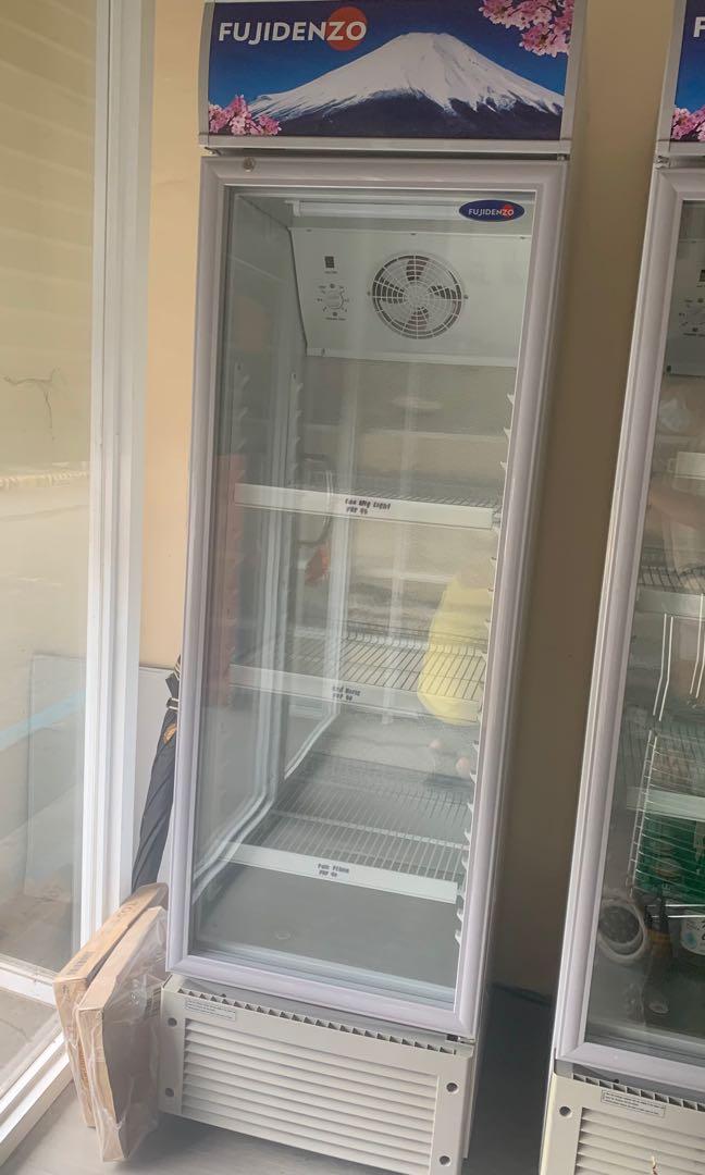 Fujidenzo Chiller 9 cu, TV & Home Appliances, Kitchen Appliances ...