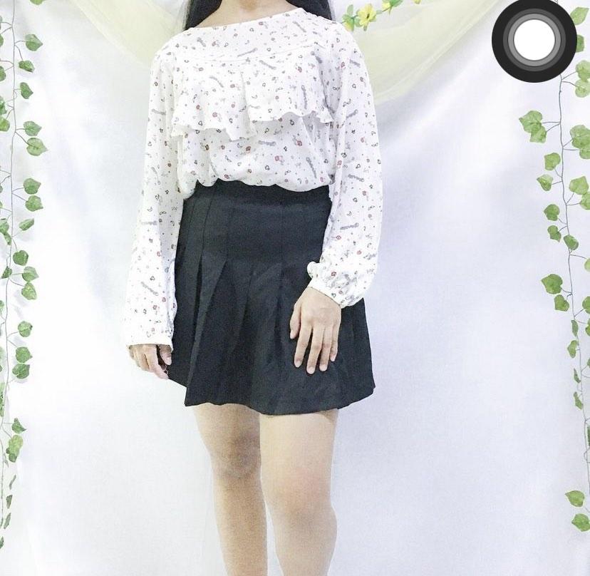 GU Uniqlo Sailormoon Sailor moon ruffle y2k chiffon top, Fesyen Wanita ...