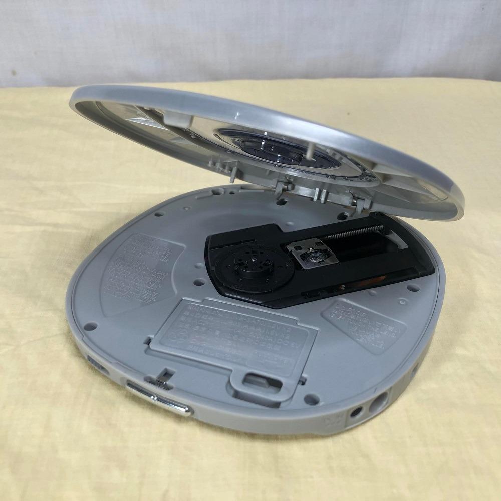 Kenwood DPC-X547 Portable CD Player, Audio, Other Audio Equipment on Carousell