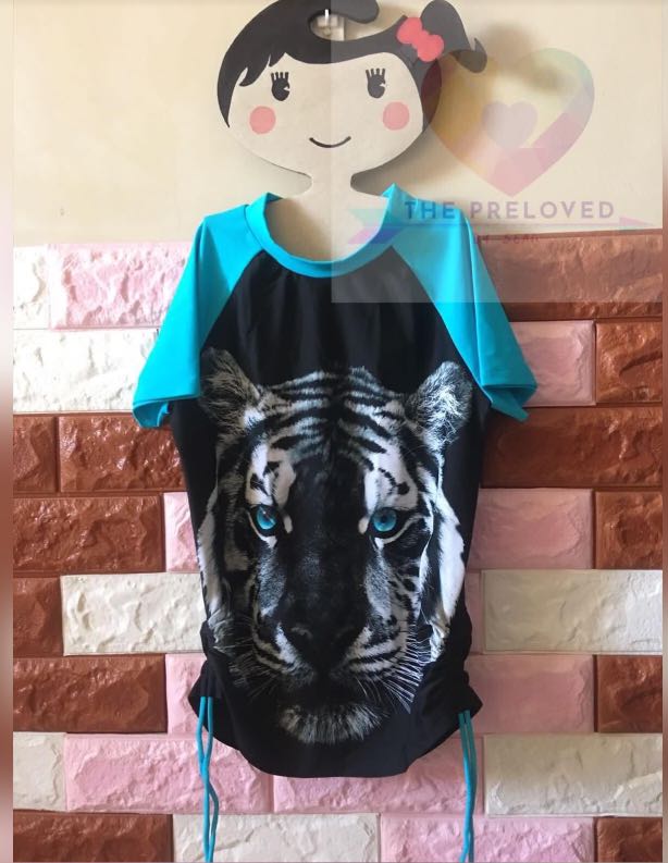 Mango Rash Guard / bra preloved, Men's Fashion, Tops & Sets, Swim Top ...