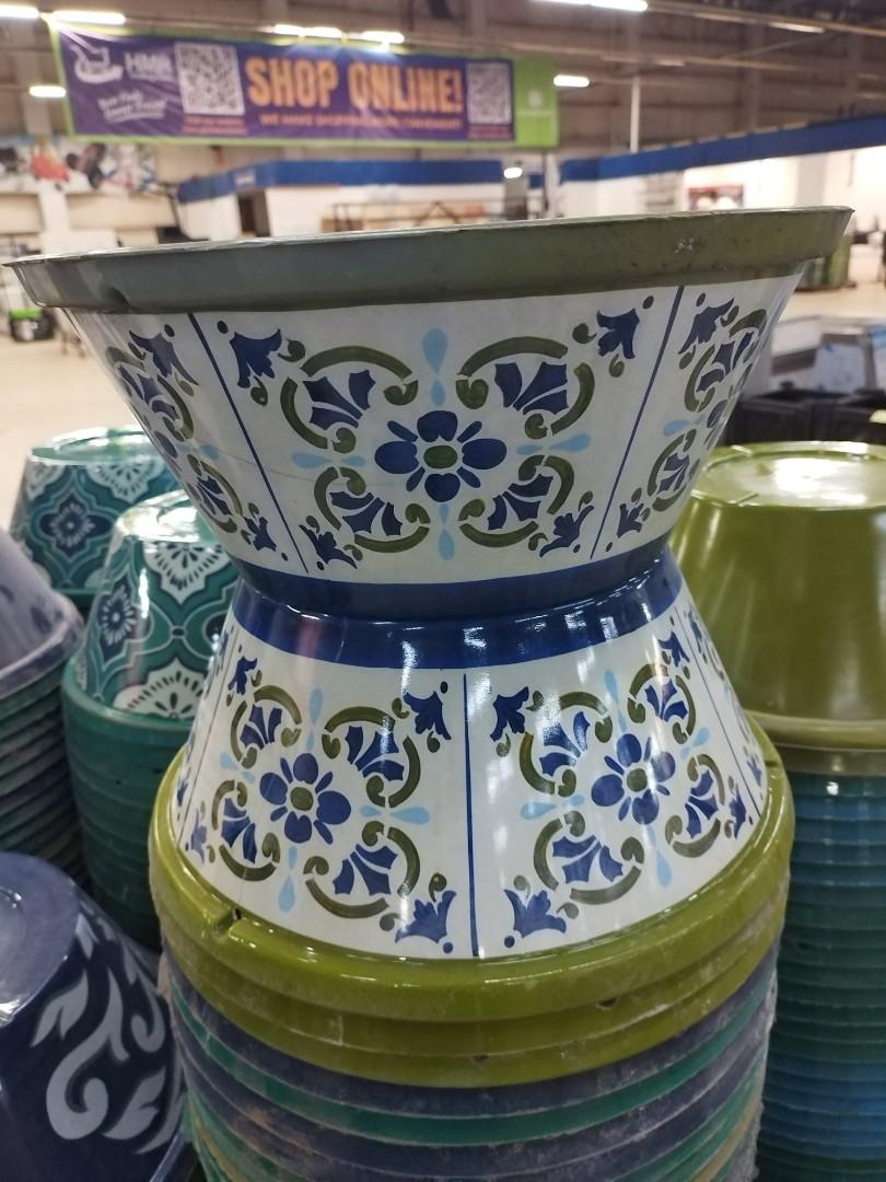 Melamine planter pot, Furniture & Home Living, Gardening, Pots ...