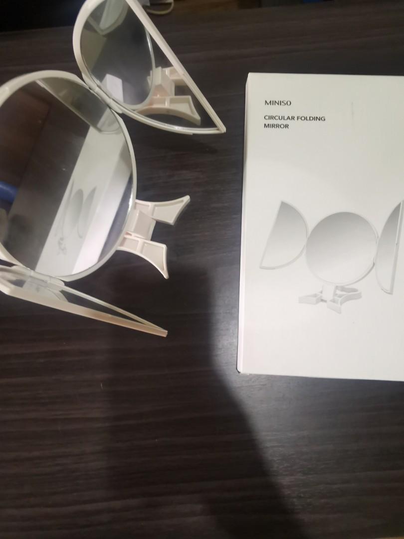 Last 1 of 2 Miniso Mirrors, Beauty & Personal Care, Face, Makeup on ...