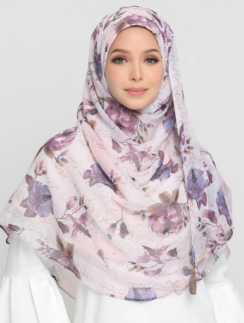 New Bokitta original, Women's Fashion, Muslimah Fashion, Hijabs on ...