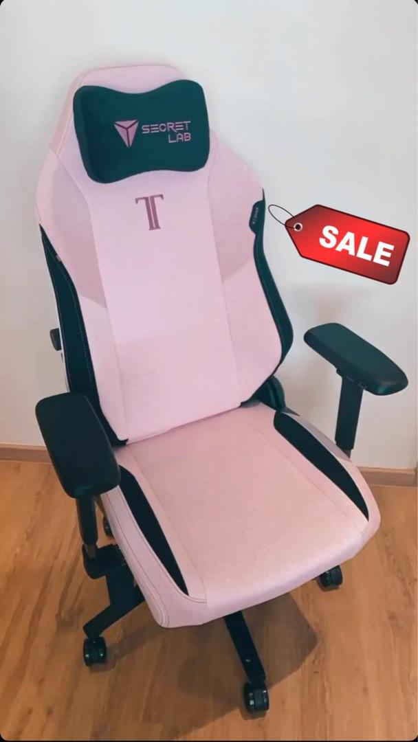 Pink Secretlab TITAN Evo 2022 Series Gaming Chair, Furniture & Home ...