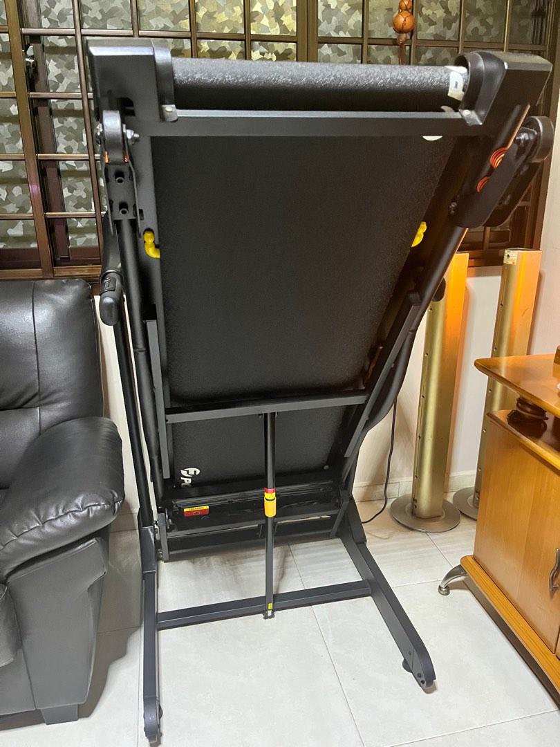 POWERFIT PF-MB9 Foldable 3HP Treadmill, Sports Equipment, Exercise ...